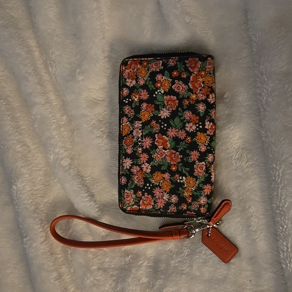 Coach | Bags | Coach Flower Wristlet Or Wallet Nwot | Poshmark